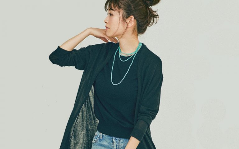 【明日のコーデ】GW初日は、友人とピクニック！ デニム＆カーデでアクティブに | Oggi.jp