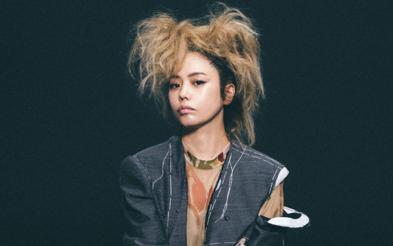 Charaデビュー30周年。アーティスト活動と子育ての両立について語った〈Oggi2月号 働く私にMusik〉 | Oggi.jp