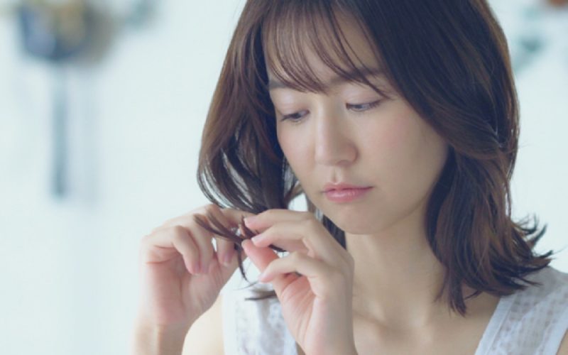 髪の伸ばしかけを乗り切る方法！ きれいに伸ばすには？ 半端ヘアが垢抜けるアレンジも | Oggi.jp