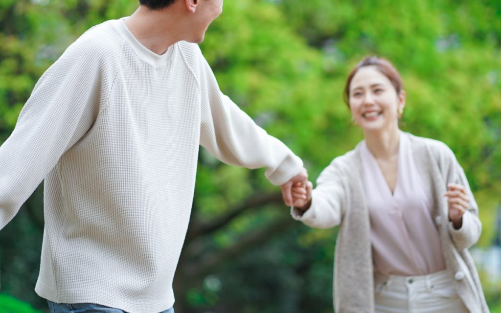 バカップルとは？ 会話や行動、SNSの共通点15選！ 別れやすい理由も | Oggi.jp