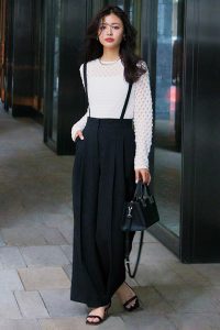 読者が選んだ「好きなコーデ」ランキング1位〜10位を発表！ ロングスカートコーデに人気集中 | Oggi.jp