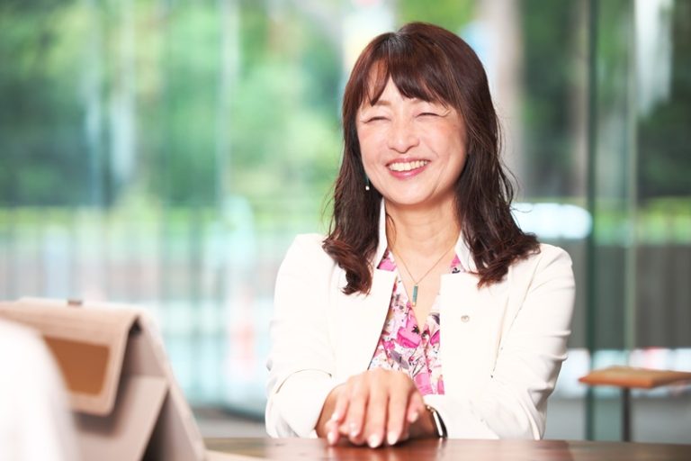 NTT東日本執行役員・相原朋子さん「電話“も”やっているよね、と言われるような企業に」。まちづくりや農業、メタバースへ展開！ | Oggi.jp