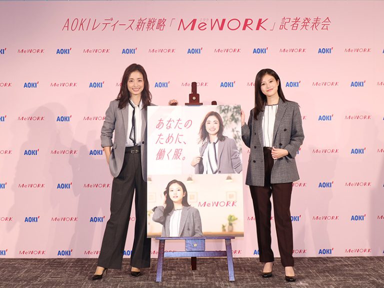 上戸彩＆今田美桜がAOKIの「機能性ジャケット」でストレッチ!? | Oggi.jp