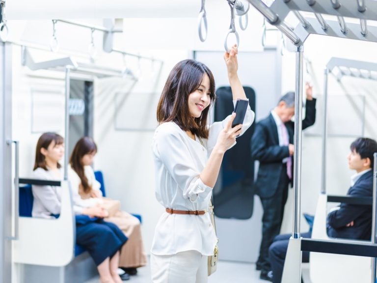 SNSで1,000万再生突破！「しかのこのこのこ」って何？ 話題のトレンドをチェック | Oggi.jp