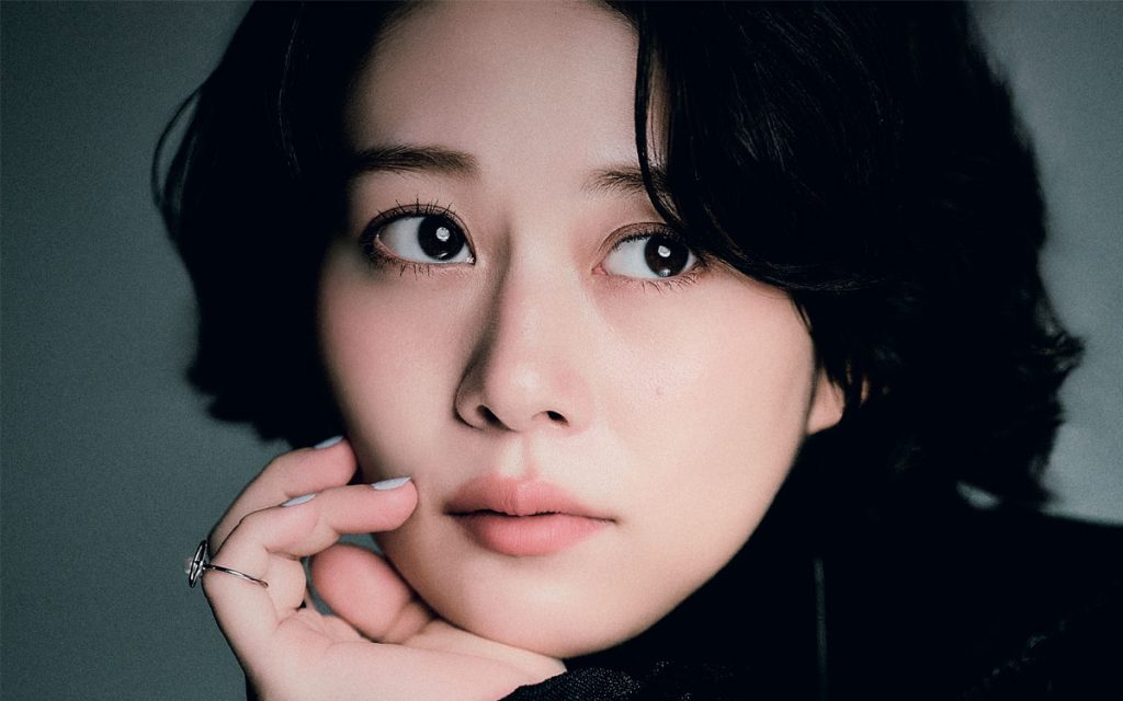 話題の映画『秒速5センチメートル』ヒロインの高畑充希。人気俳優が語る30代の気づきとは…【Oggi11月号】 | Oggi.jp