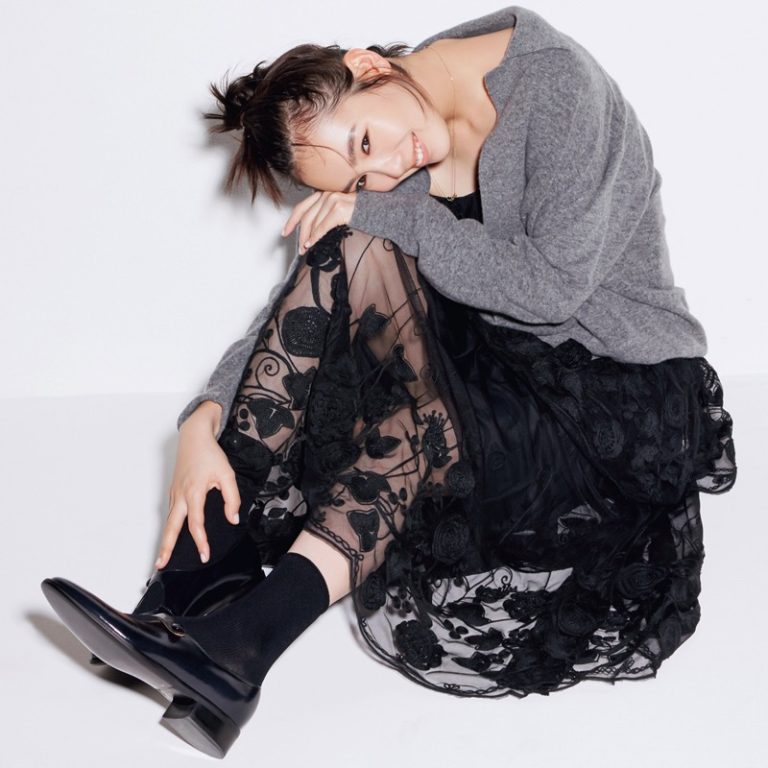 Oggi11月号の中で骨格タイプ「ウェーブ」に似合うコーデ22選【荒川美保さん監修】 | Oggi.jp