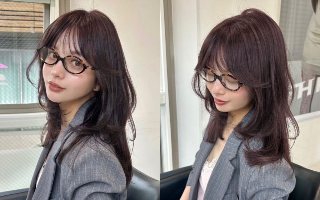 冬の髪色は落ち着きのある暗めが気分。重軽MIXで抜け感がかわいいセミロング〈プロ直伝ヘア〉 | Oggi.jp